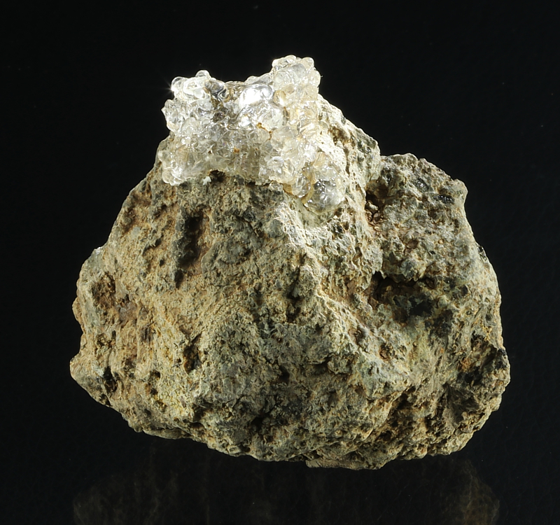 Hyalite, Staffelite